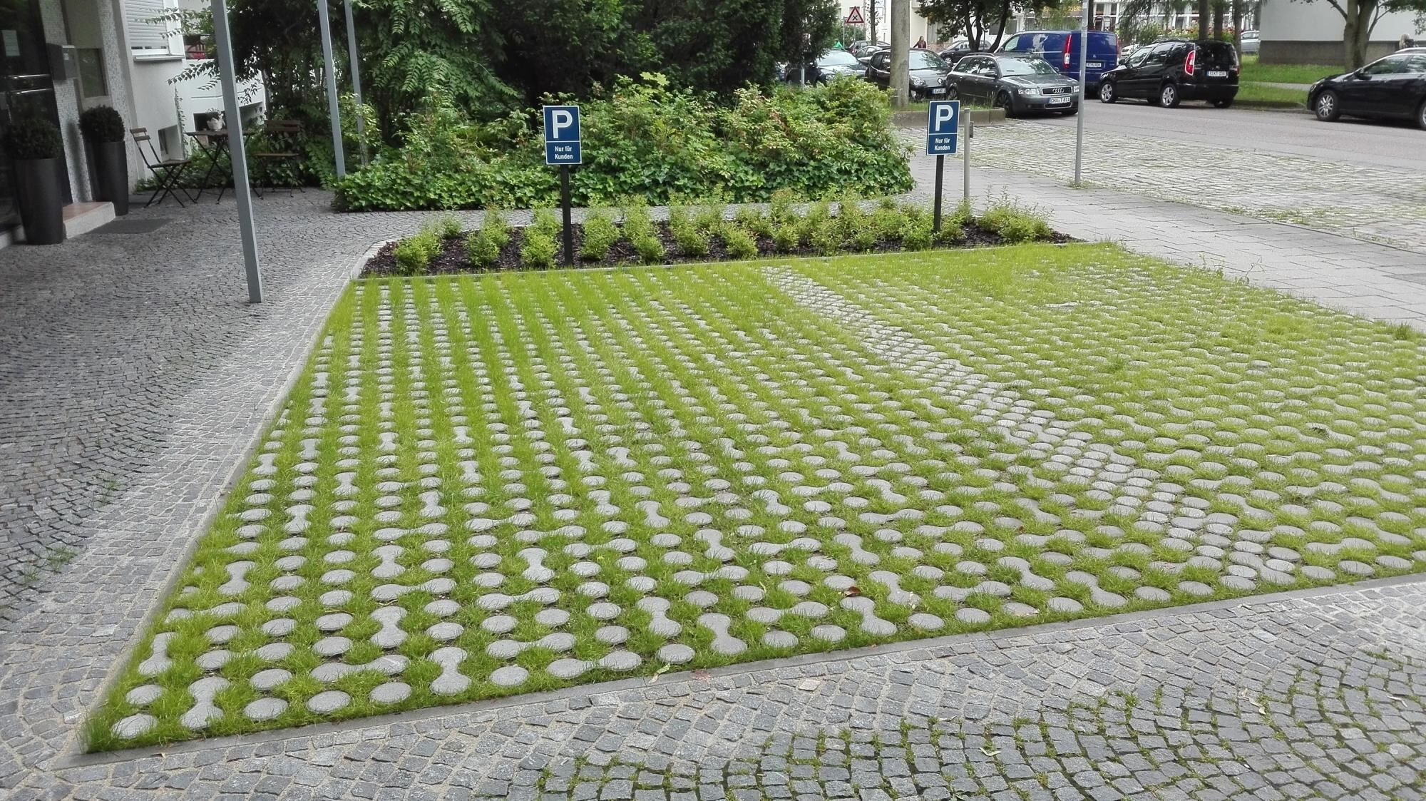 Godelmann GDM.LUNIX Rasenkammerstein Kaufen